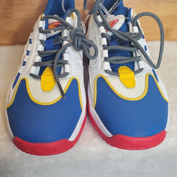 Reebok | Shoes | Reebok Solution Mid Trainers Basketball Sz 45 | Poshmark